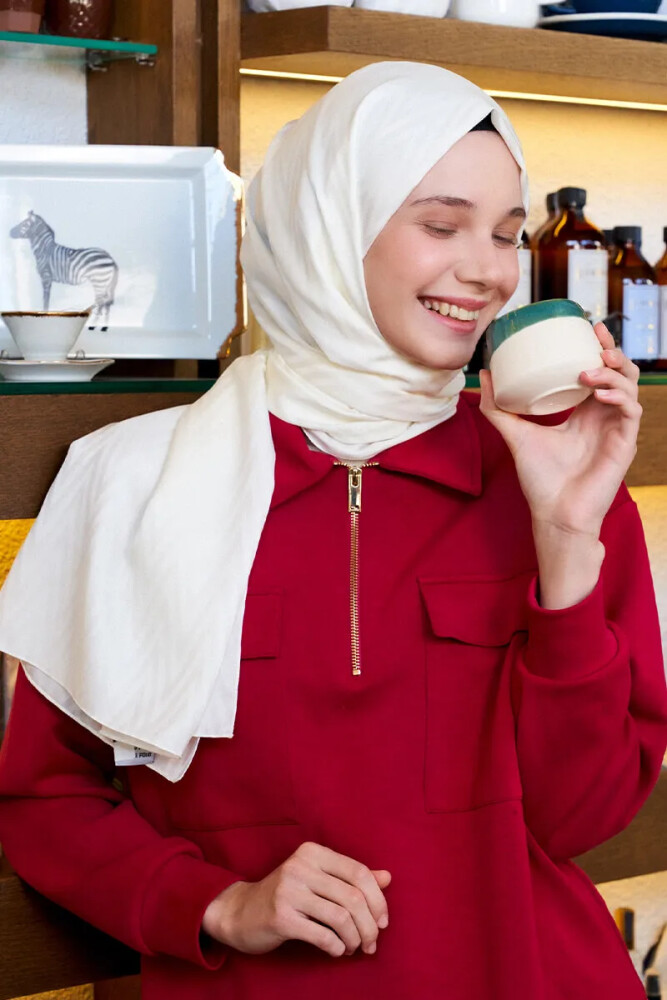 Madame Polo, Şal, Eşarp, Desenli Şallar, Düz Şallar, Jakar Şal, İpeksi Jakar